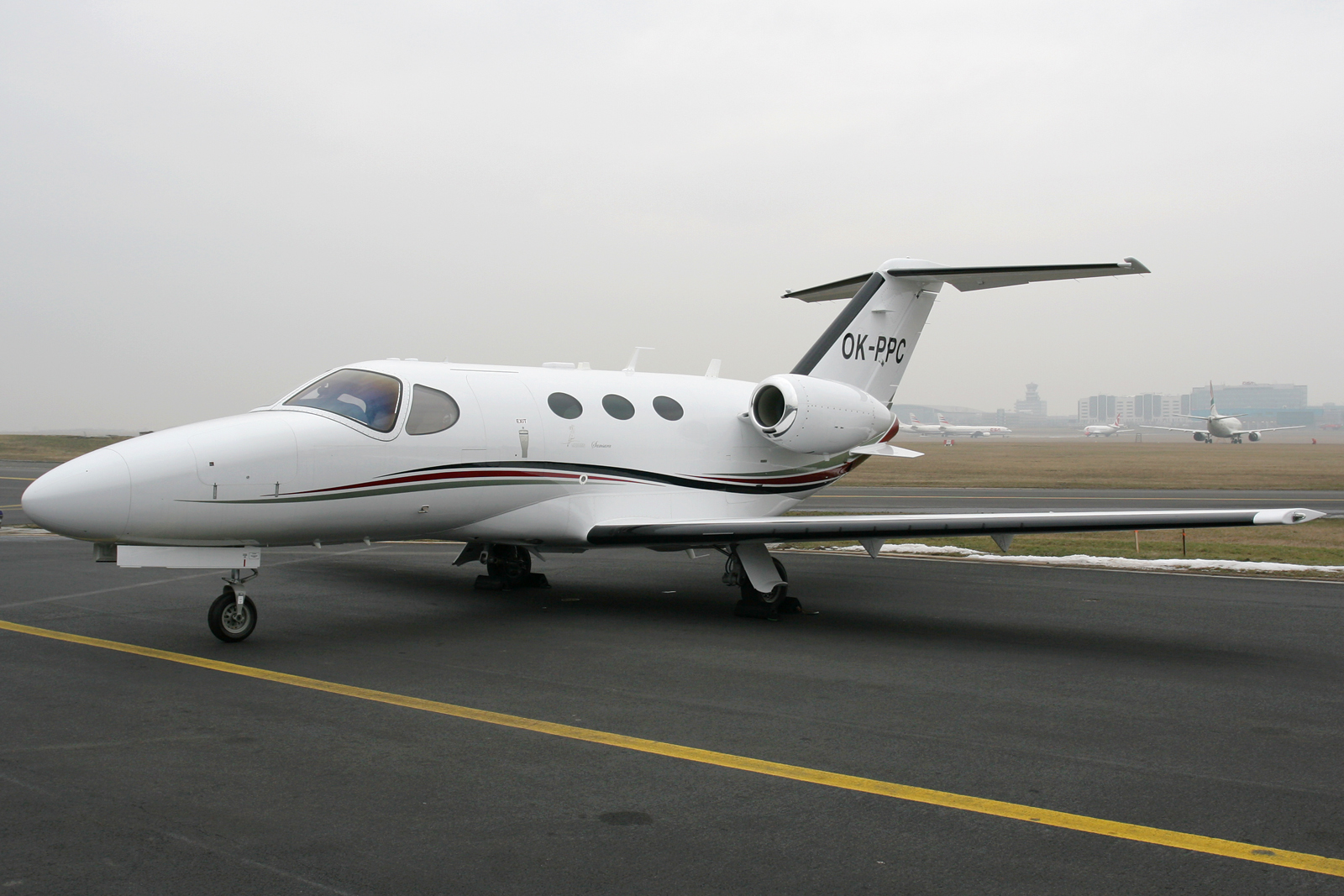 Privé jet huren prijs: hoeveel kost een privé jet? | Fly Aeolus